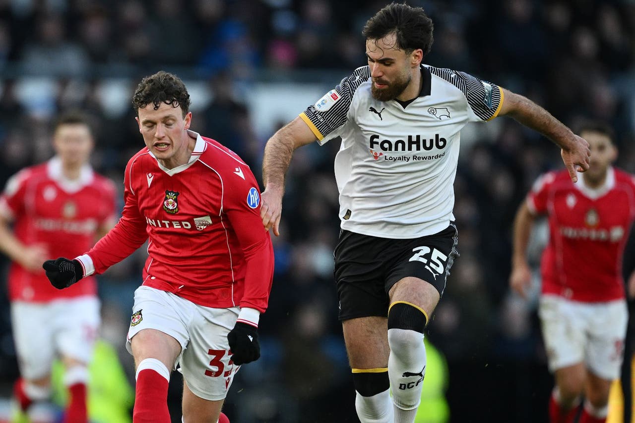 Matty James stunner keeps Wrexham in promotion hunt as winning run ...