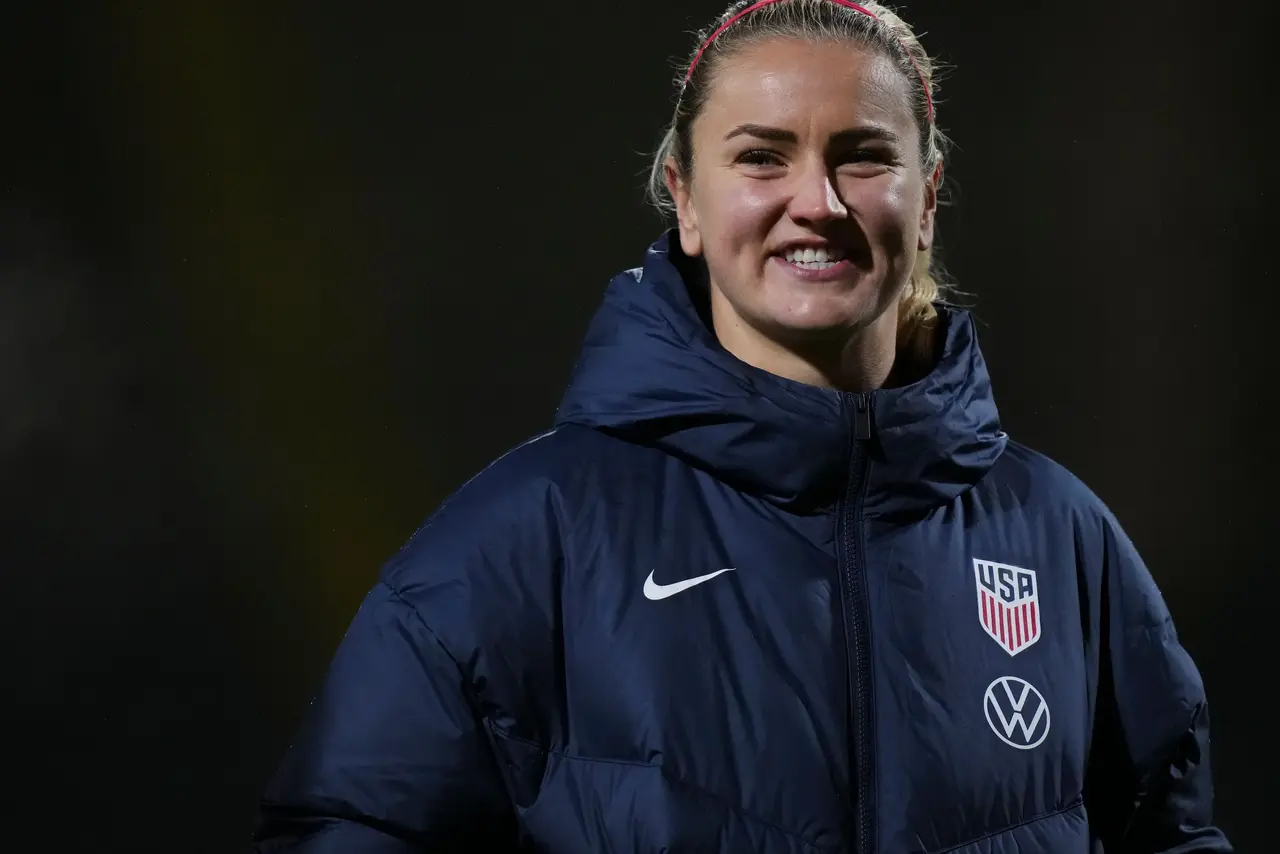 'I'm incredibly excited to come home' - USWNT captain Lindsey Heaps ...