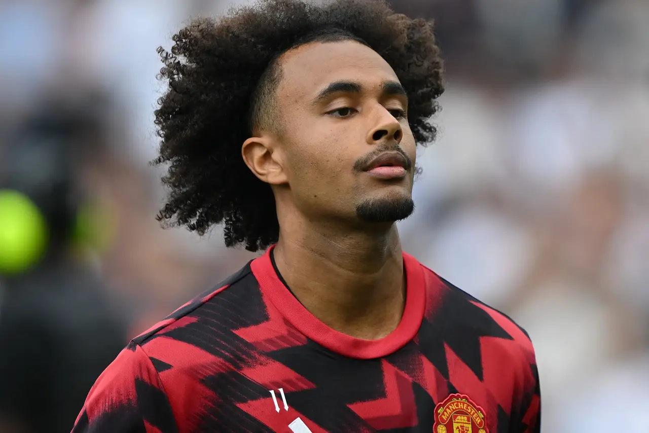 Revealed: How Roma plan to land the Netherlands' Joshua Zirkzee from ...