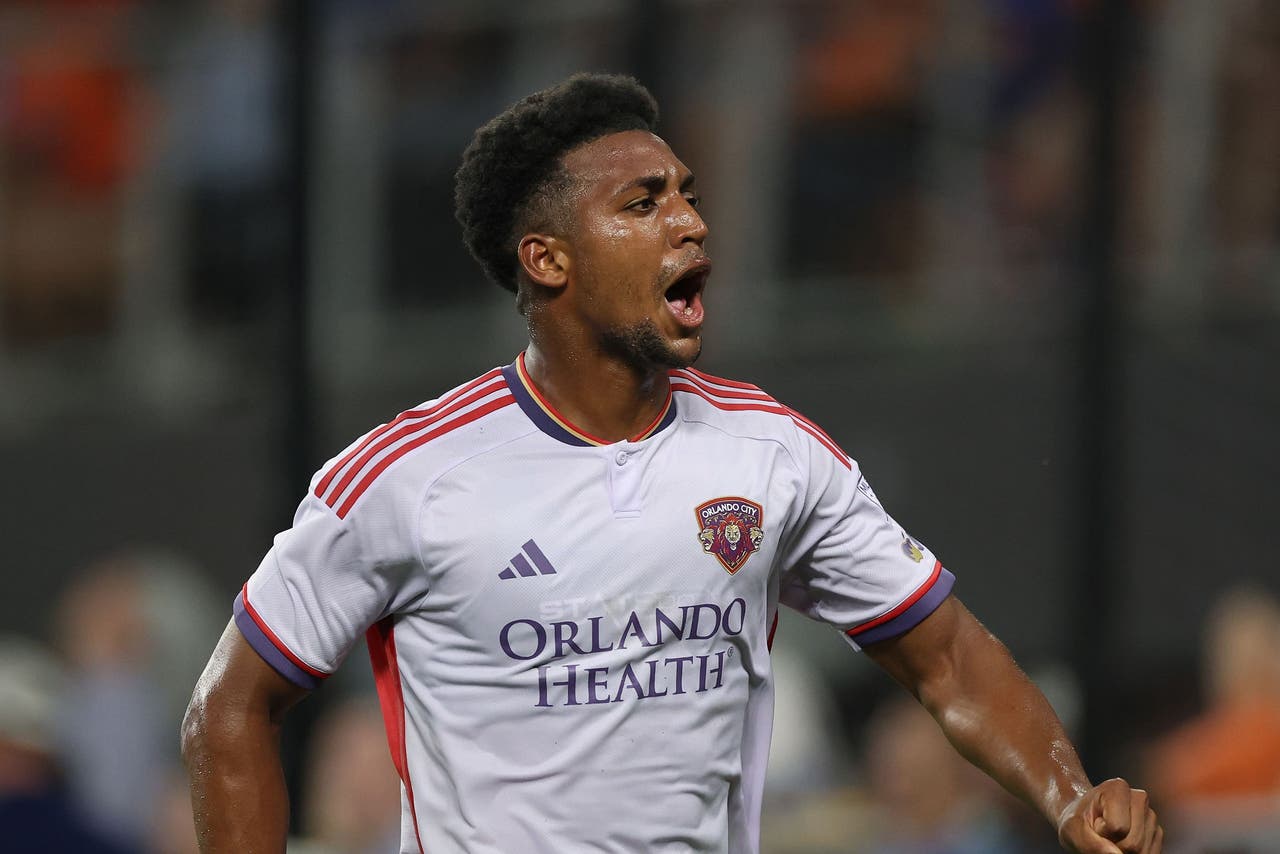 Villarreal announce signing of USMNT right back Alex Freeman from ...