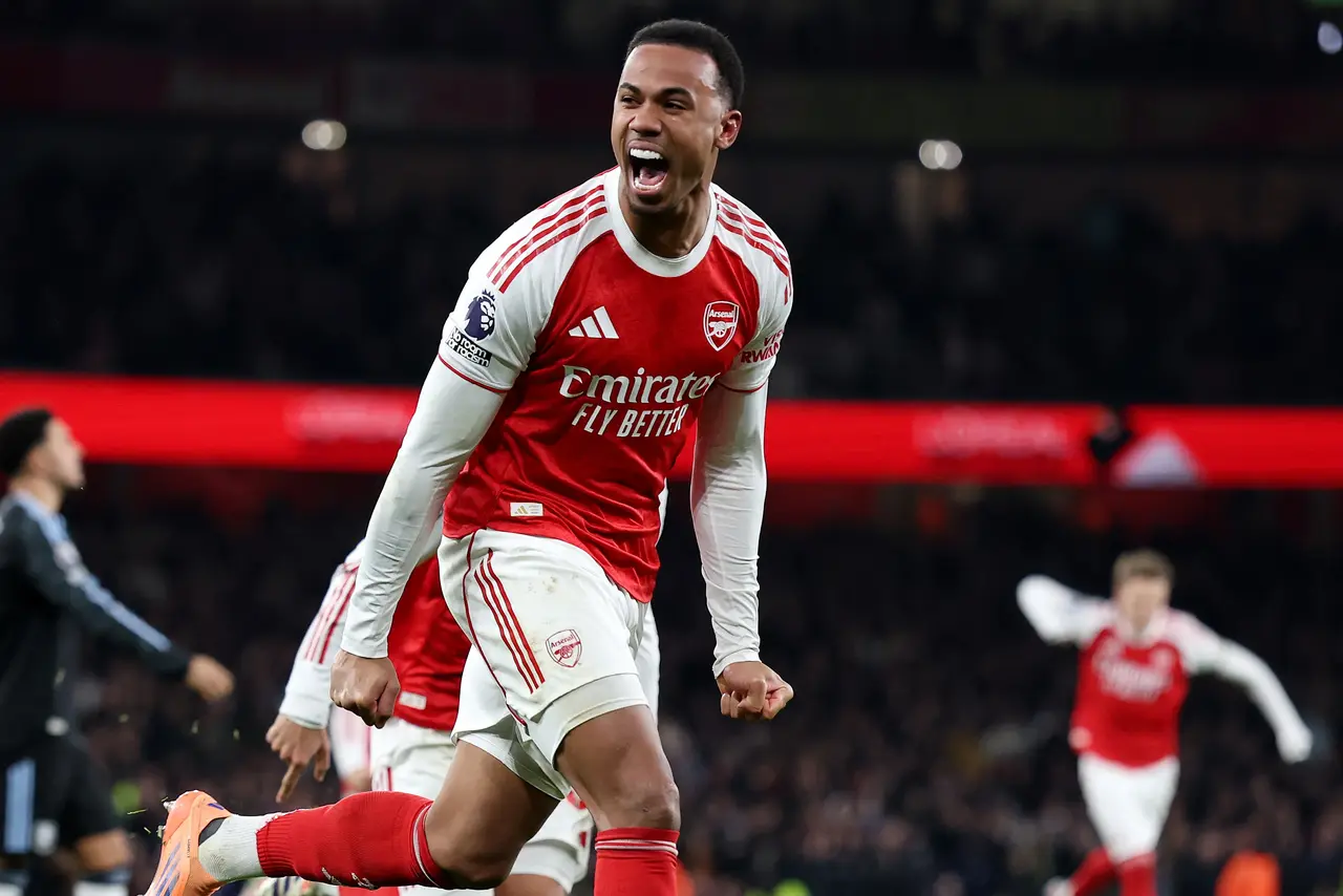 Chelsea sack ANOTHER manager, Pep Guardiola leaves Man City & GOAL's ...