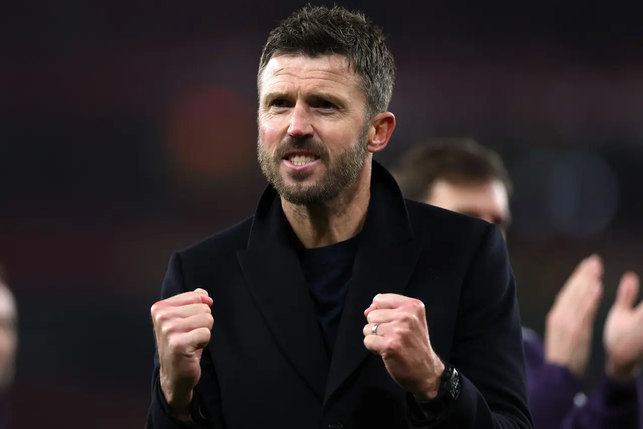 Ole Gunnar Solskjaer returns to former job after Man Utd snub with ...