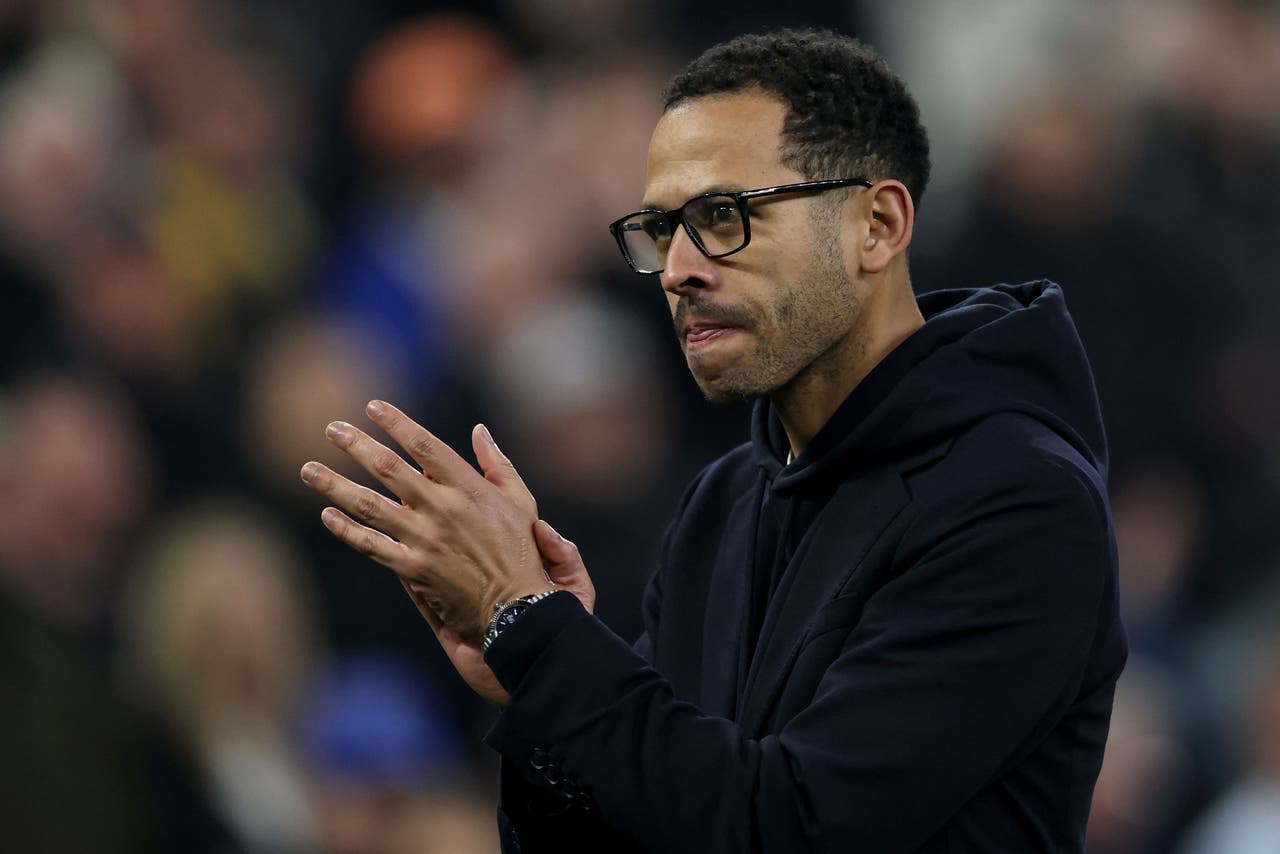 Enzo Fernandez's Chelsea suspension stands as Liam Rosenior rules out ...
