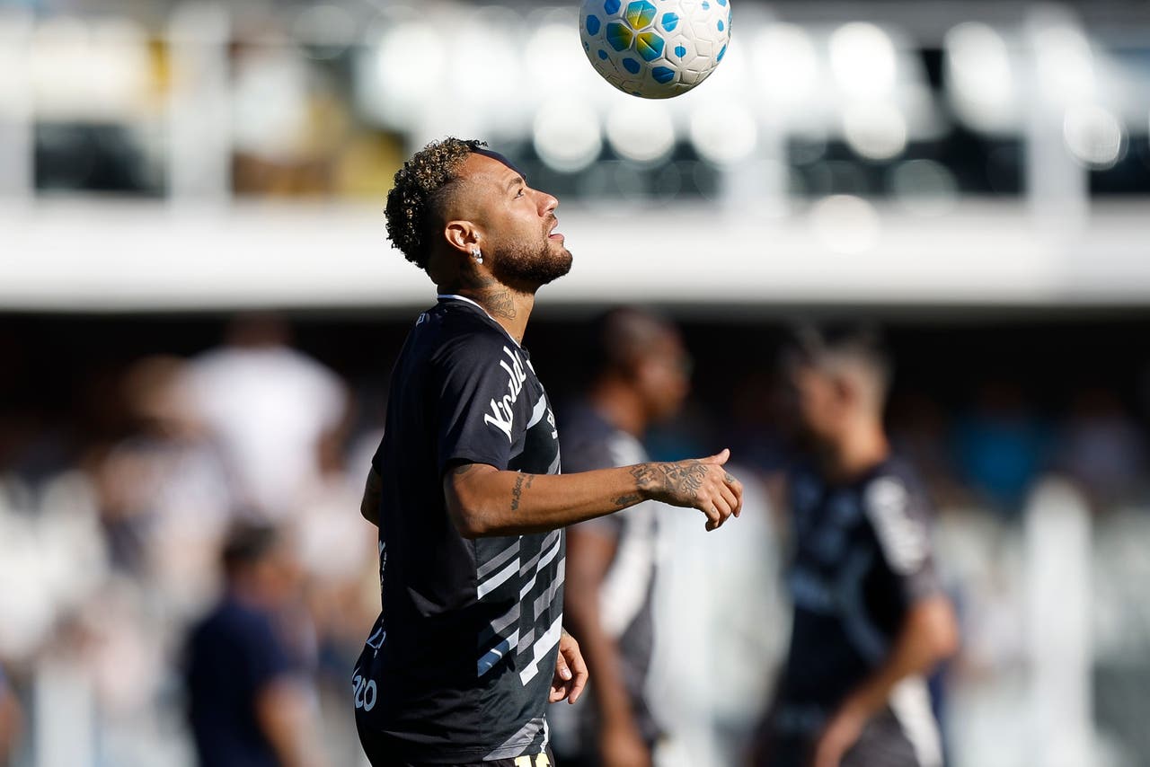 Sergio Aguero reveals when Lionel Messi will make decision on Inter ...