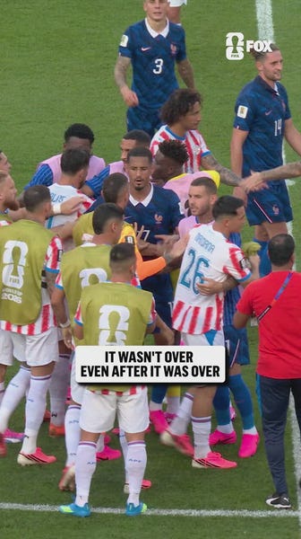 A quick celebration from the French manager 🇫🇷 | FOX Sports