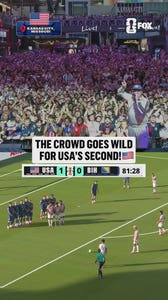 @ishowspeedsui broke out into "God Bless America" after the @USMNT goal ...