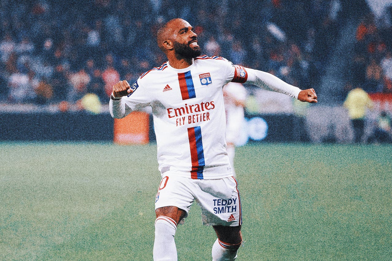 Fly Emirates Soccer Players