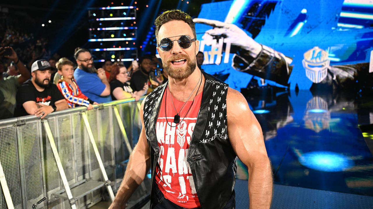 WWE FRIDAY NIGHT SMACKDOWN | FOX Sports