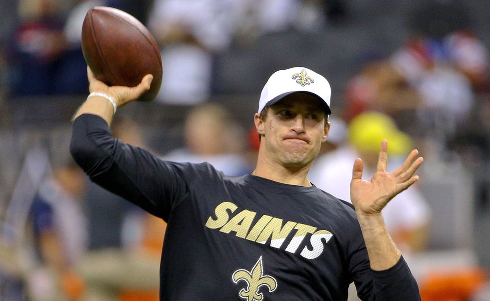 Drew Brees walks home from practice, orders Jimmy John's along the way ...