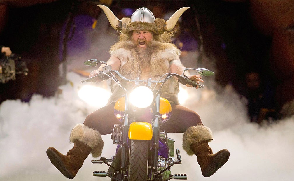 Ragnar reconsiders: Vikings mascot hopes to reconcile with team, return ...