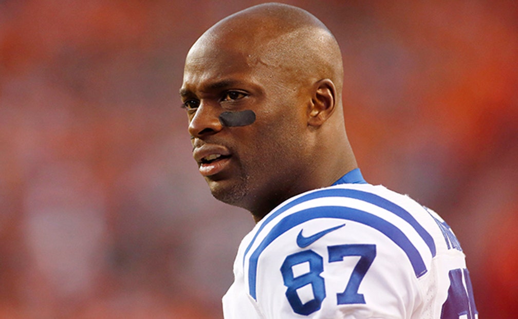 Colts' Reggie Wayne breaks franchise record for games played | FOX Sports