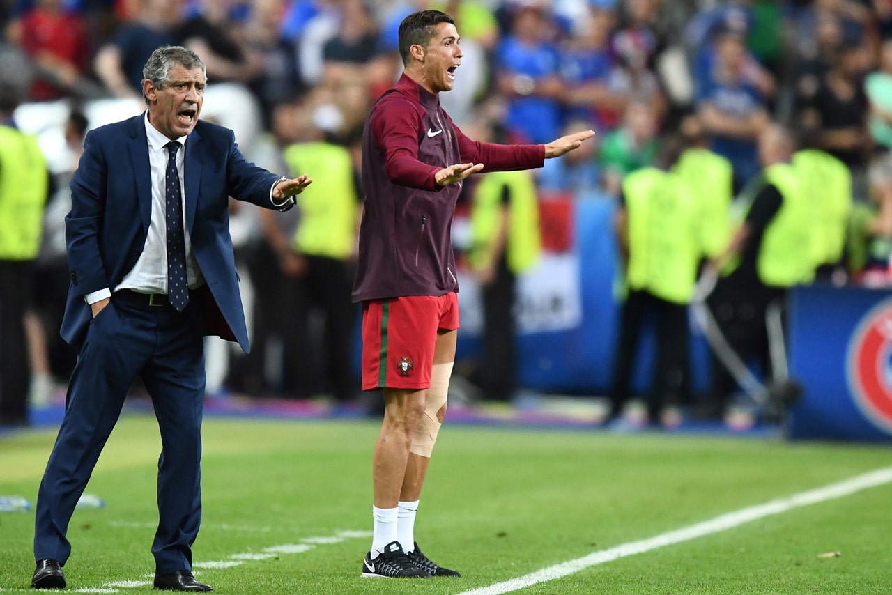 Jose Mourinho slams Cristiano Ronaldo for acting like a coach during ...