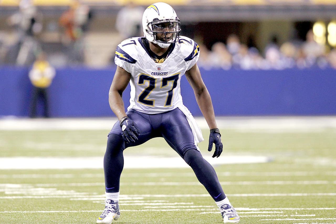 Paul Oliver's family sues NFL over suicide of former defensive back ...