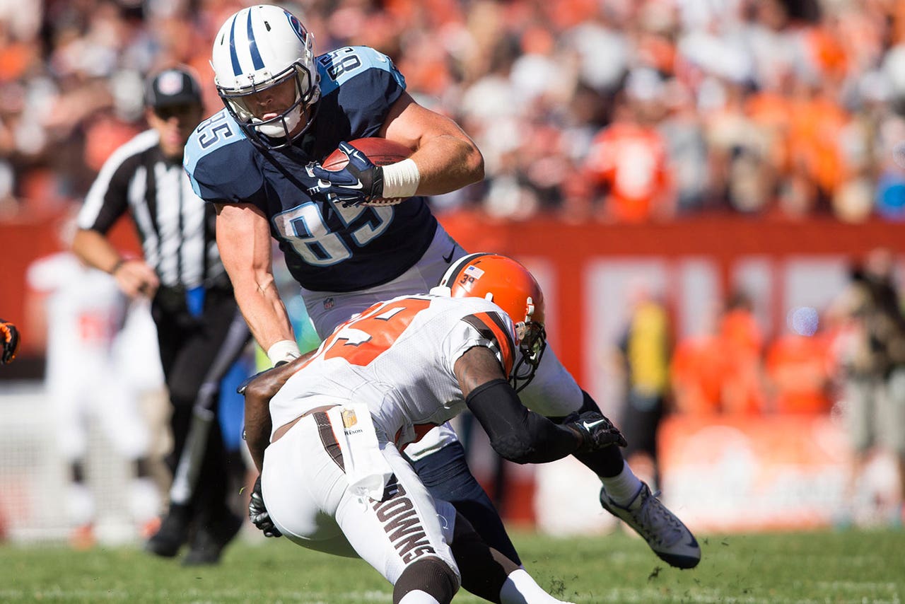 Titans bring back tight end Chase Coffman | FOX Sports Titans bring back tight end Chase Coffman | FOX Sports