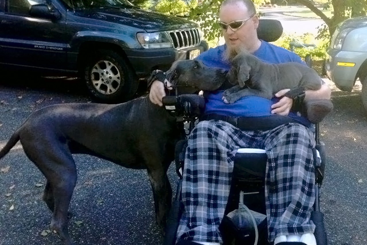 WWE's Darren Drozdov thrives 15 years after being paralyzed during ...