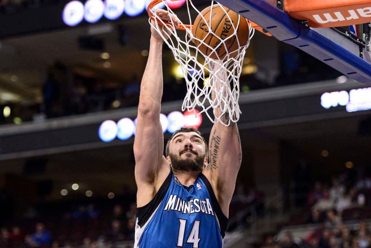 See the man who makes Nikola Pekovic look tiny | FOX Sports