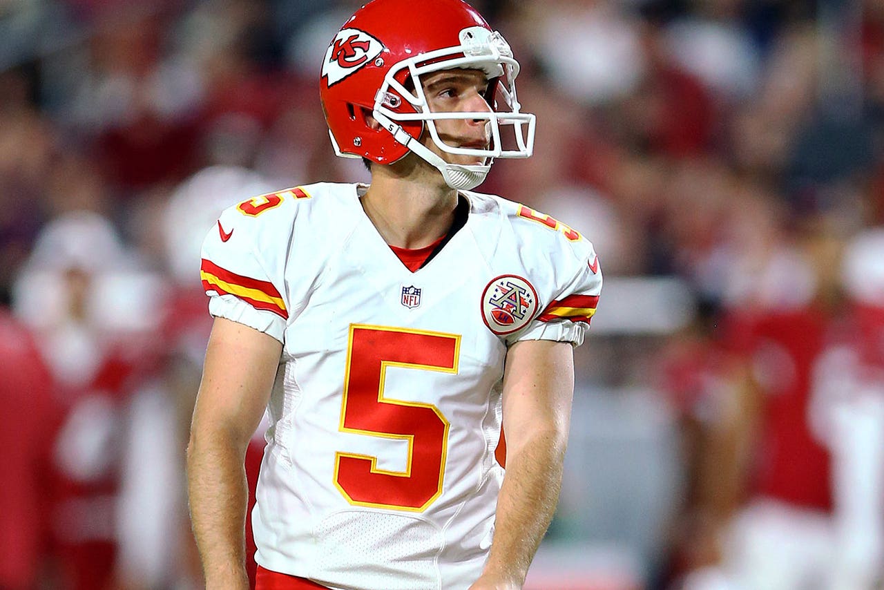 Chiefs' Santos didn't kick enough field goals to win a weekly award ...
