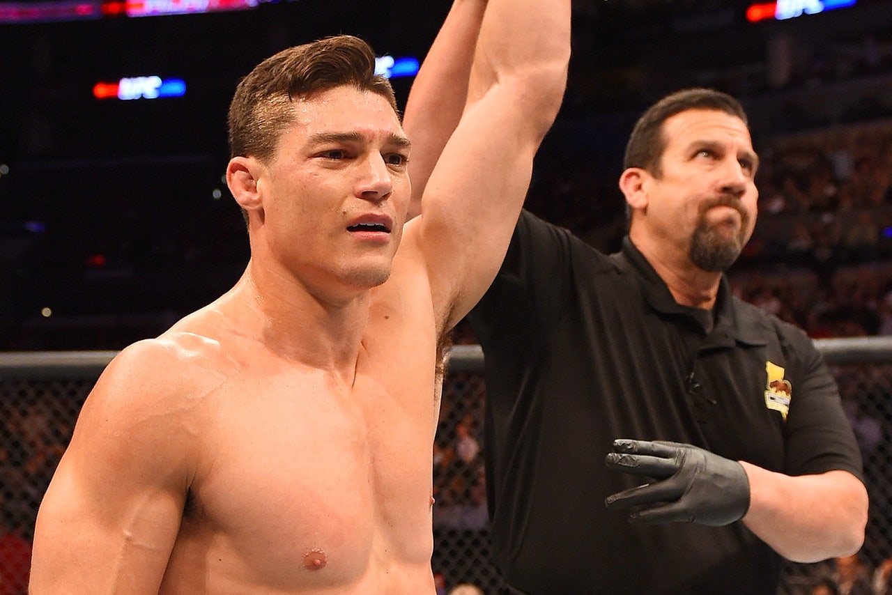 Alan Jouban edges Belal Muhammad in close, instant classic | FOX Sports
