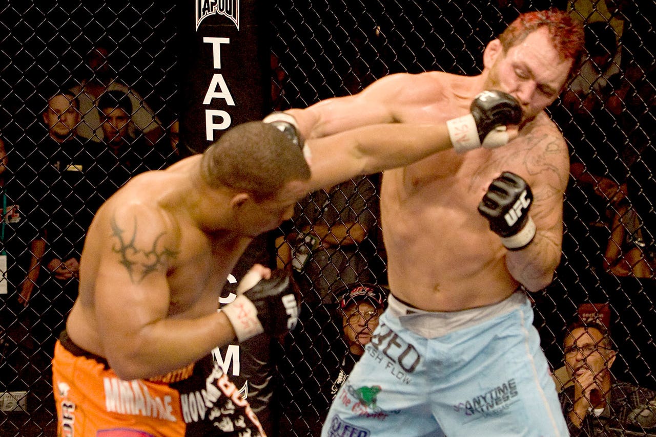 Five of the greatest come-from-behind knockouts in UFC history | FOX Sports