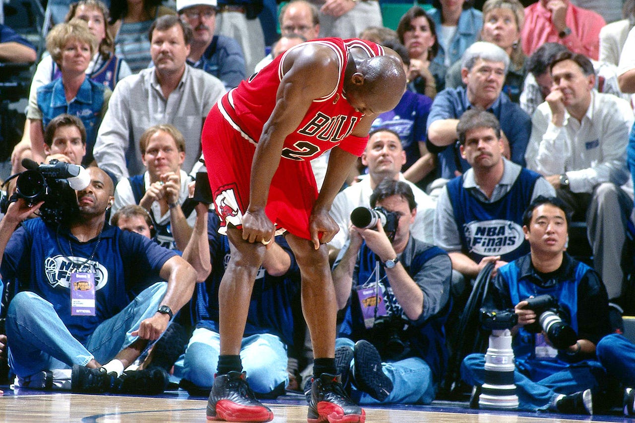 Michael Jordan’s ‘flu game’ is still unforgettable 20 years later | FOX ...