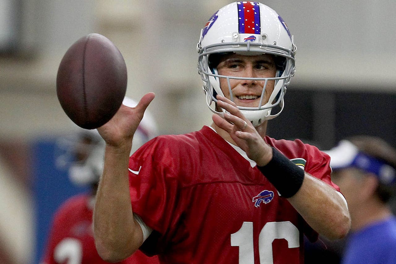 Matt Cassel emerging as No. 1 QB for Buffalo Bills | FOX Sports
