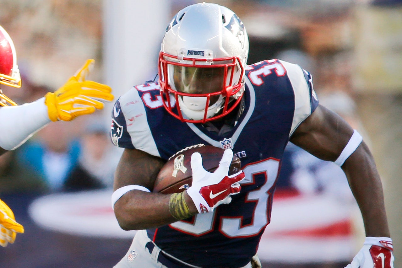 Patriots running back Lewis out for season with torn ACL | FOX Sports