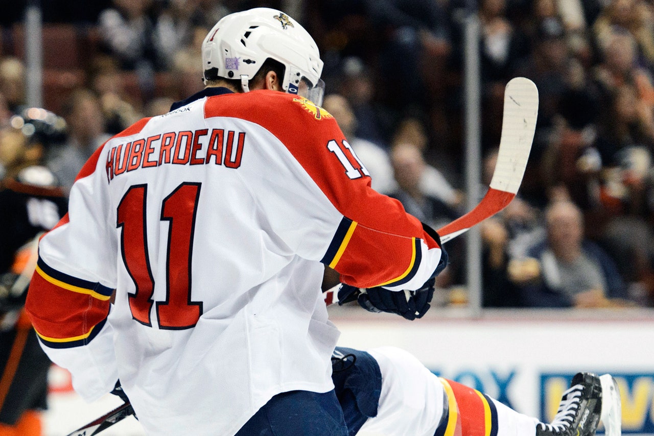 Panthers' Huberdeau inks two-year contract | FOX Sports