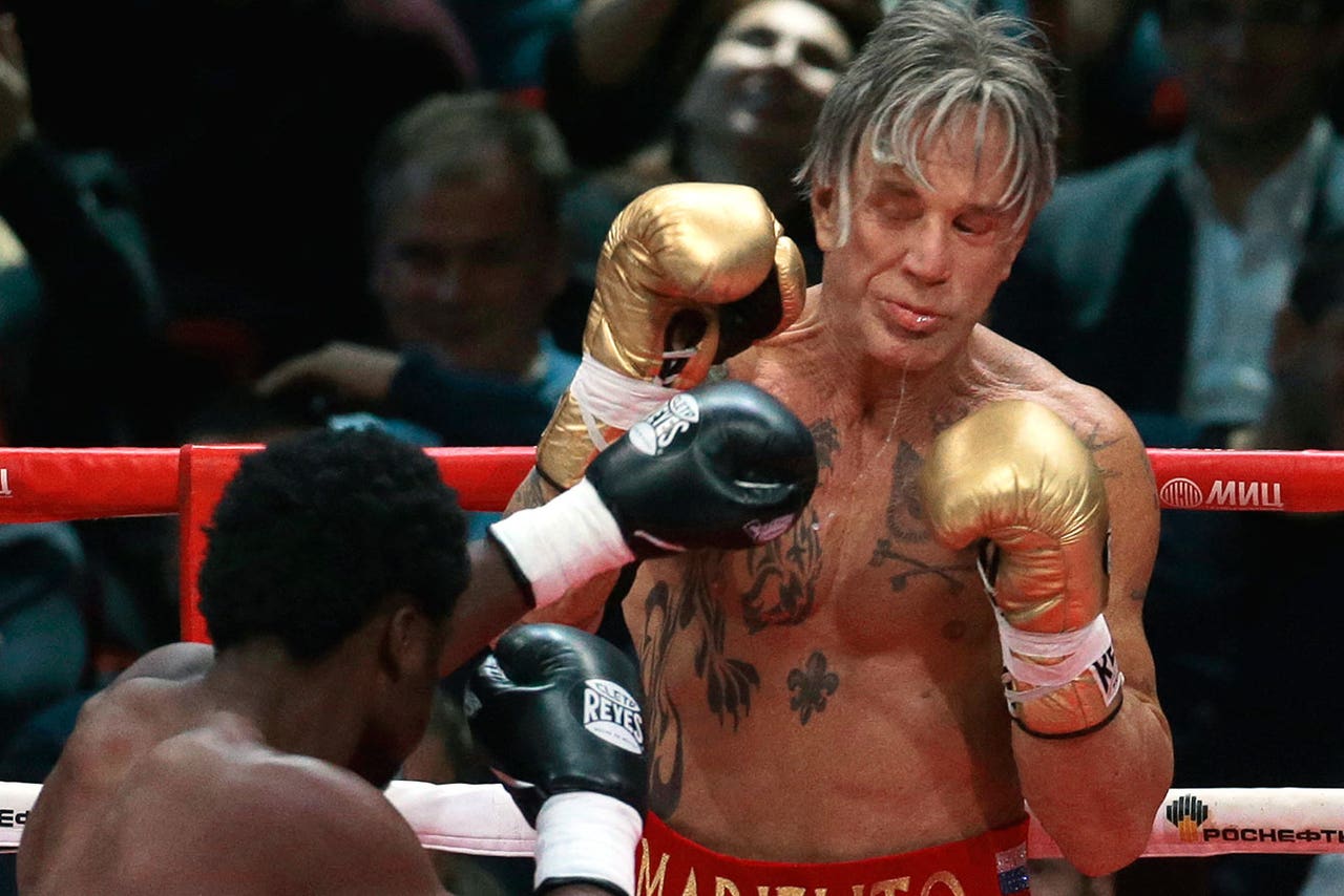 Mickey Rourke, 62, gets KO 'win' in first boxing match in 20 years ...