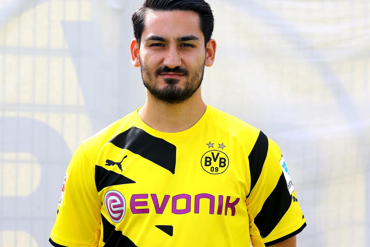 Borussia Dortmund midfielder Gundogan closing on comeback | FOX Sports