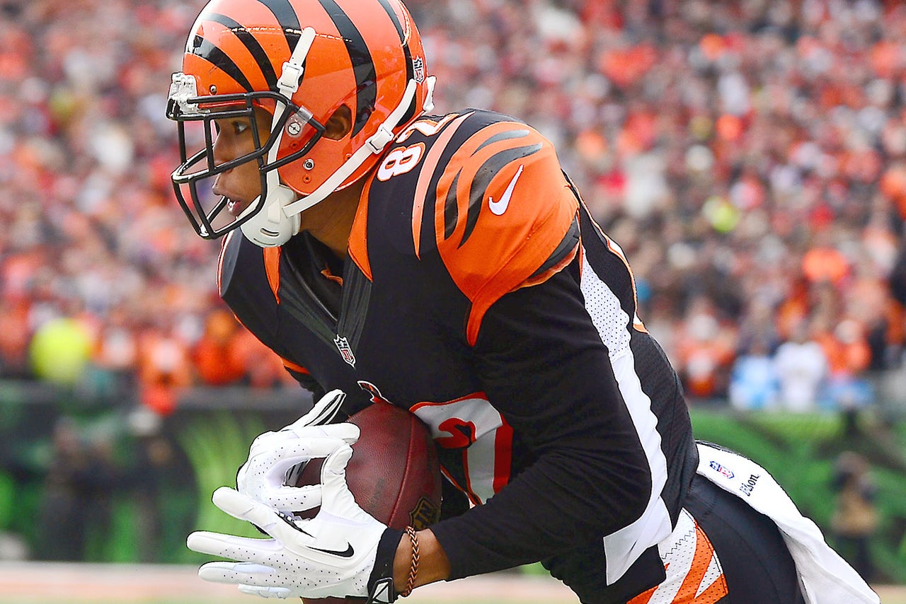 Bengals WR Jones expected to miss at least six weeks with broken foot ...