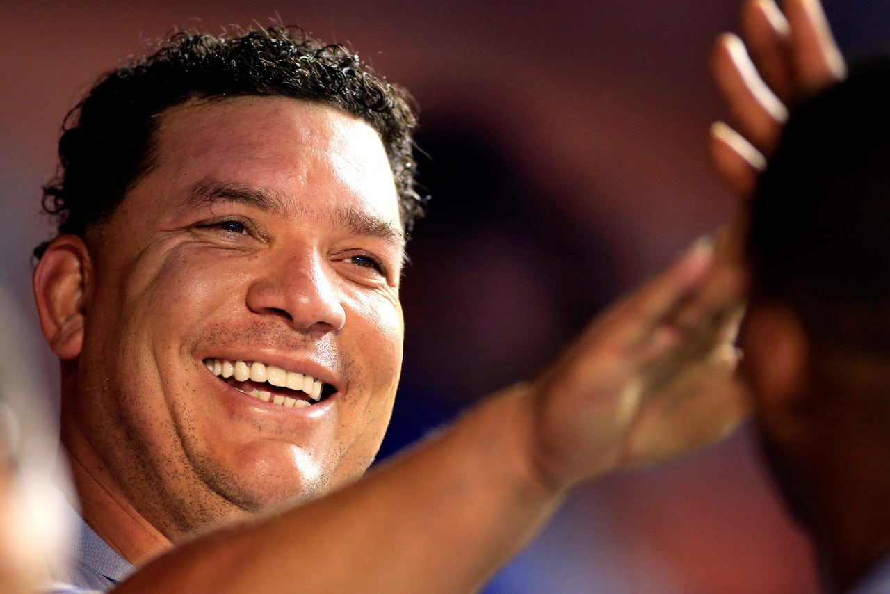 Bartolo Colon makes dazzling behind-the-back throw for out at first ...