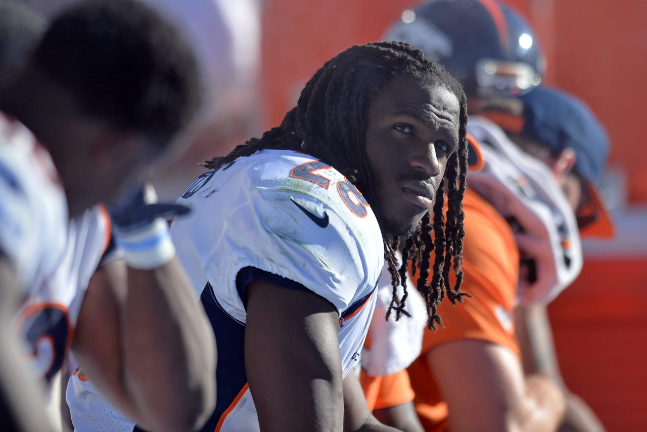 Jaguars sign Jamaal Charles to help while Fournette's out | FOX Sports