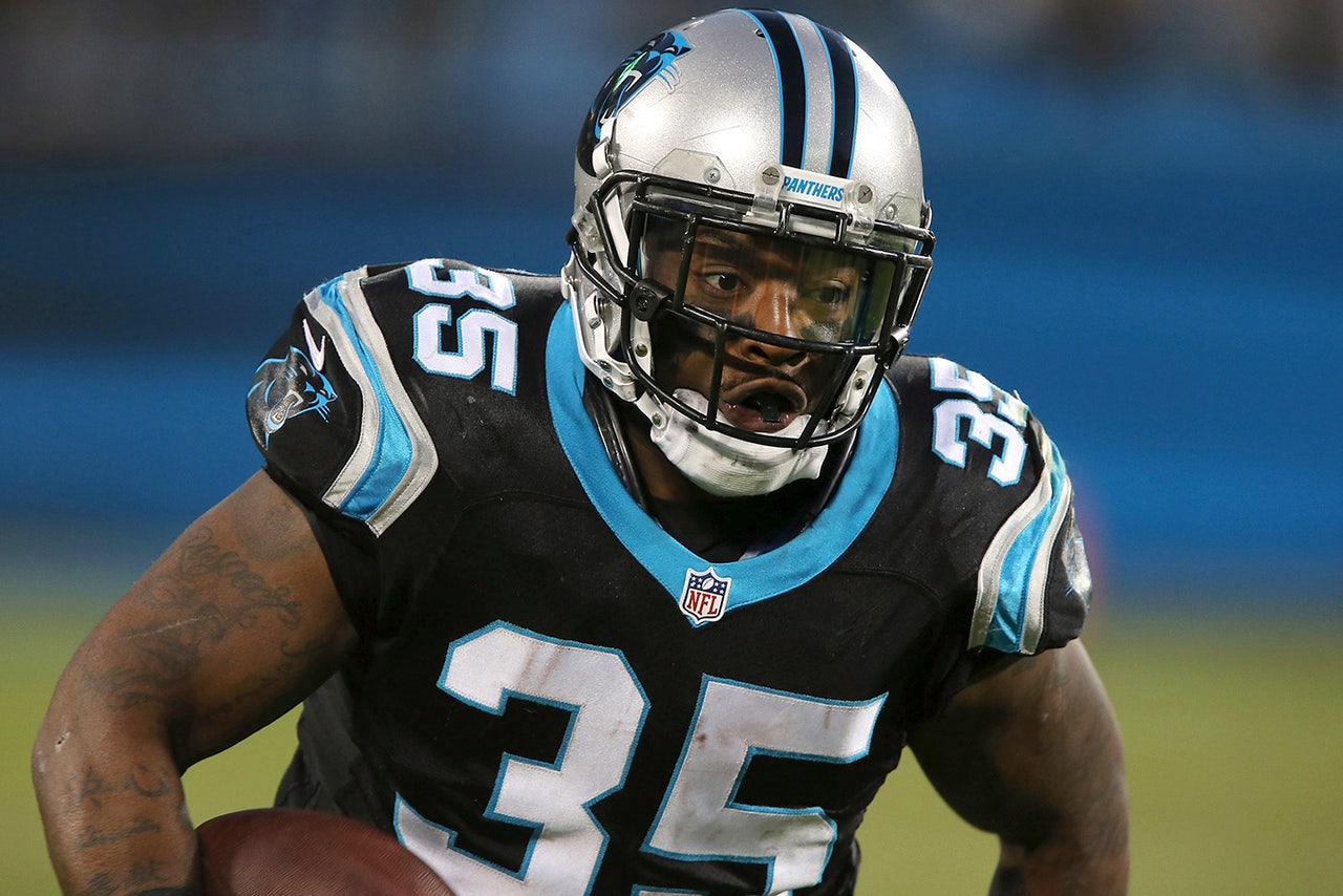 Mike Tolbert feeling good, says he looks like 'a chiseled, Greek god ...