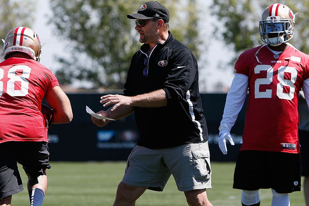 49ers RB coach using tickle tests to teach ball security | FOX Sports