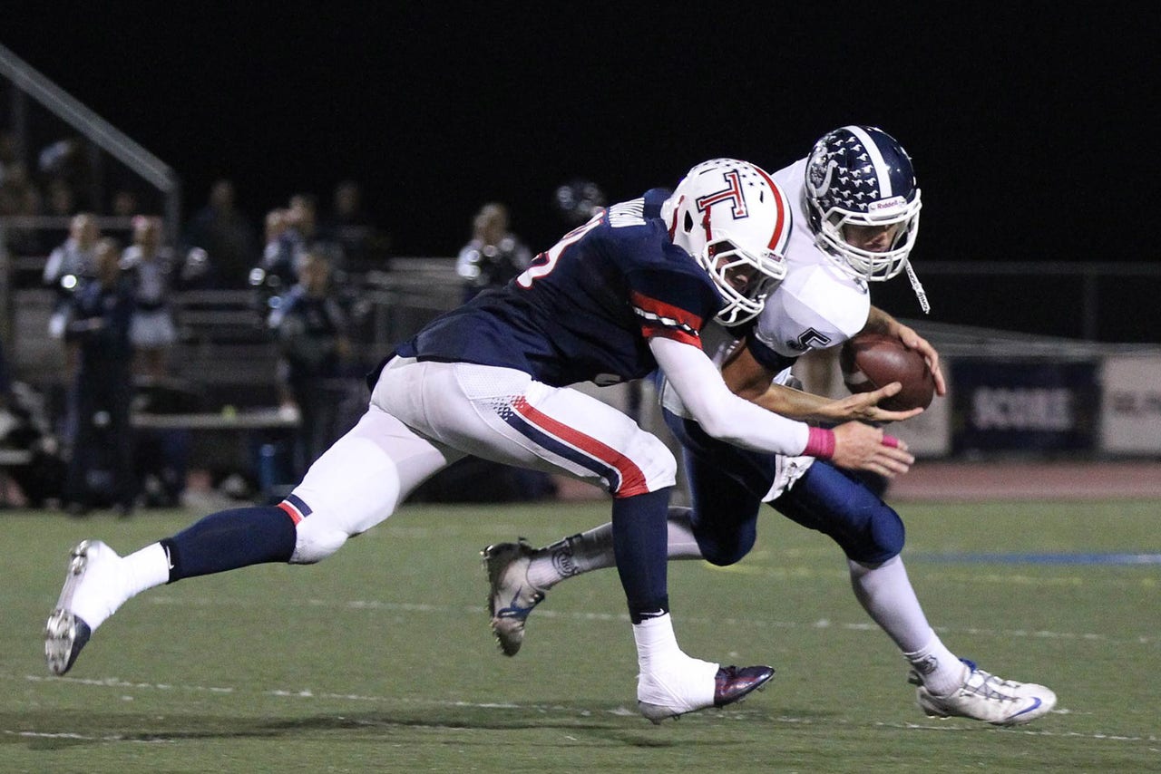 Jake Hudson a 'miracle' at defensive end for Tesoro | FOX Sports