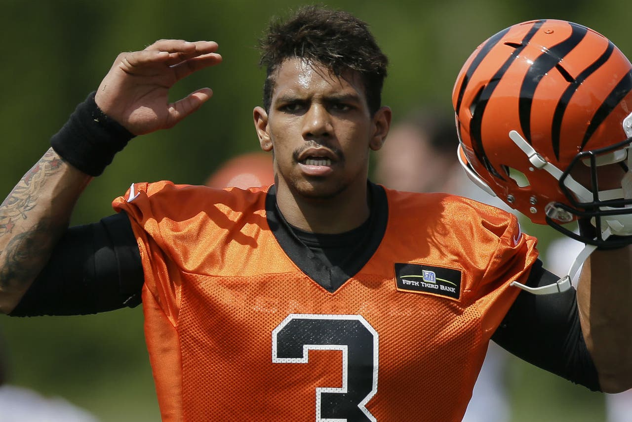QB Terrelle Pryor moving to receiver after Bengals cut him | FOX Sports