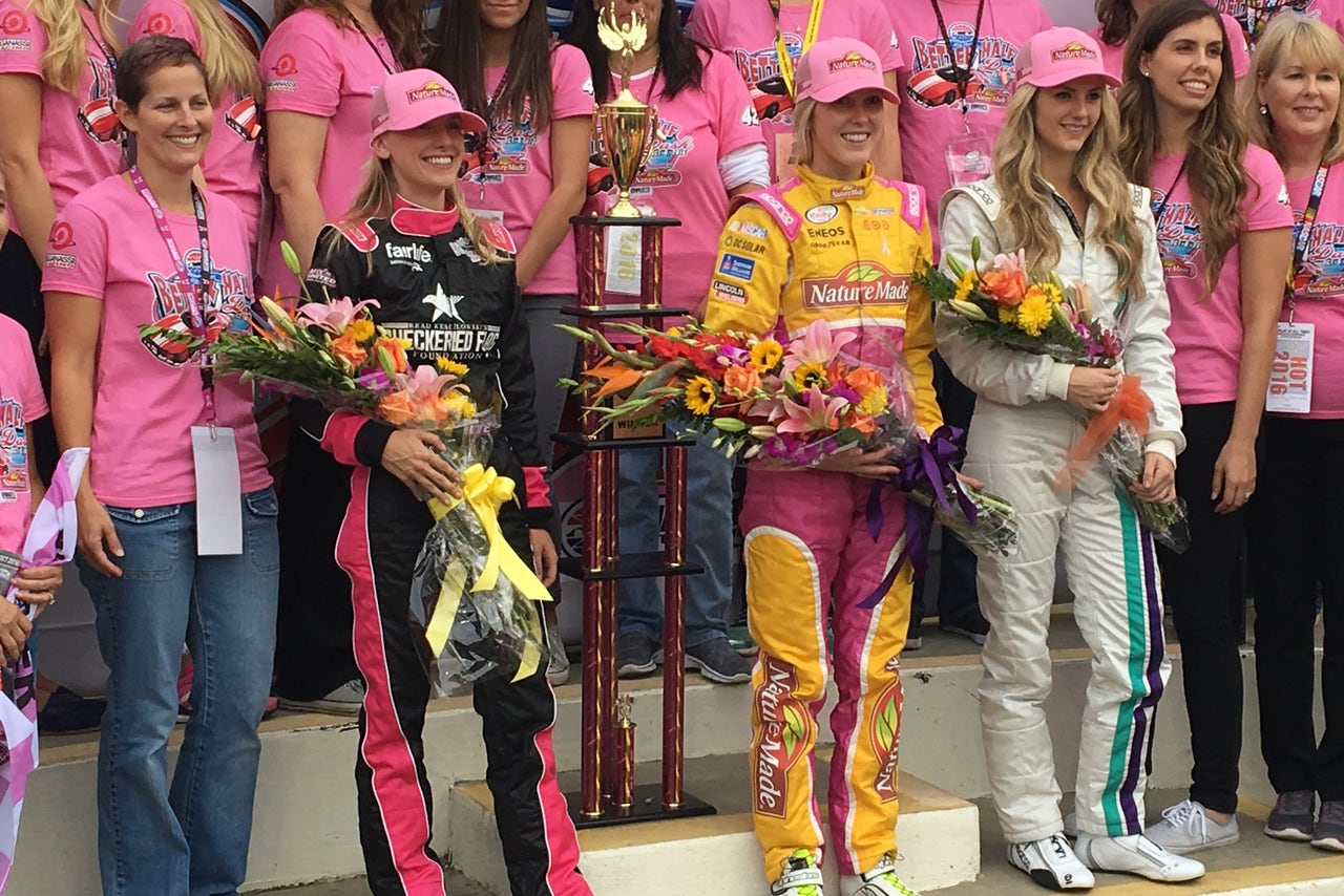 Sweet victory: Kyle Larson's girlfriend wins Better Half Dash | FOX Sports