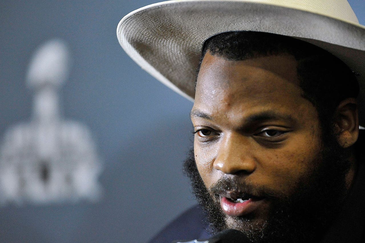 Bennett's white cowboy hat a simple gesture with powerful message | FOX ...