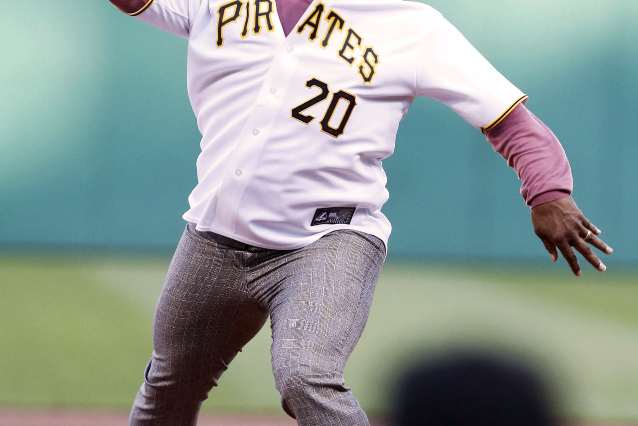 Tyson throws out first pitch, pretends to bite player's ear | FOX Sports