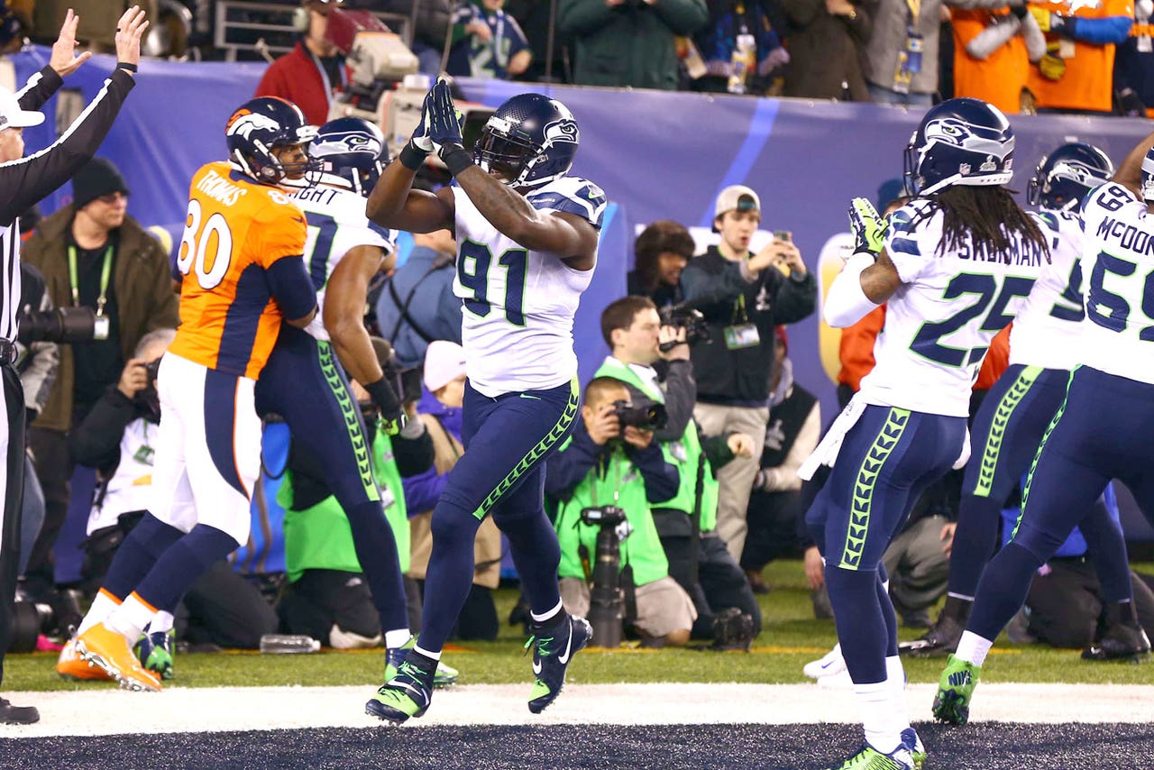 Surprise! First score of Super Bowl XLVIII is a safety | FOX Sports