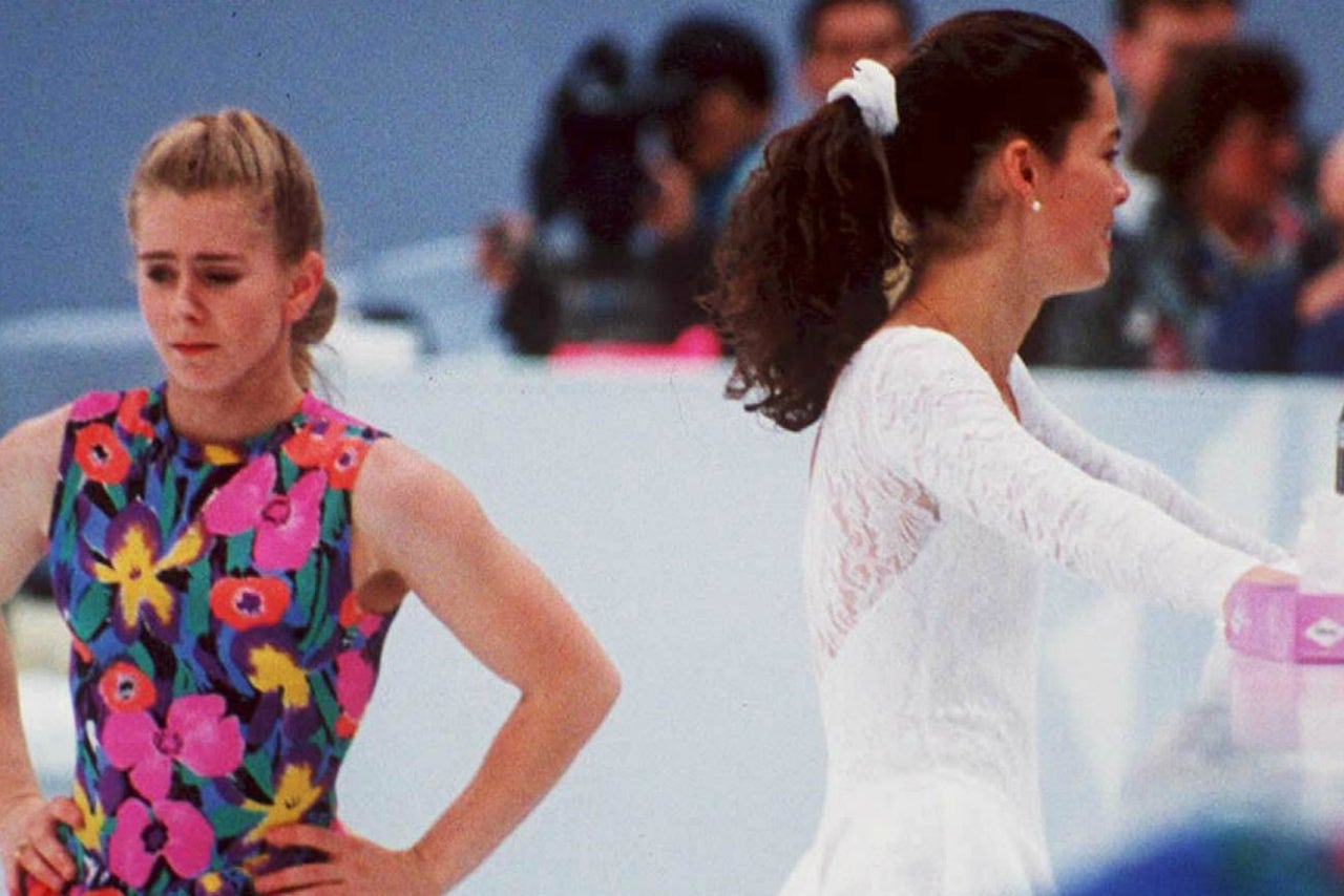 Margot Robbie is nearly unrecognizable as disgraced skater Tonya ...