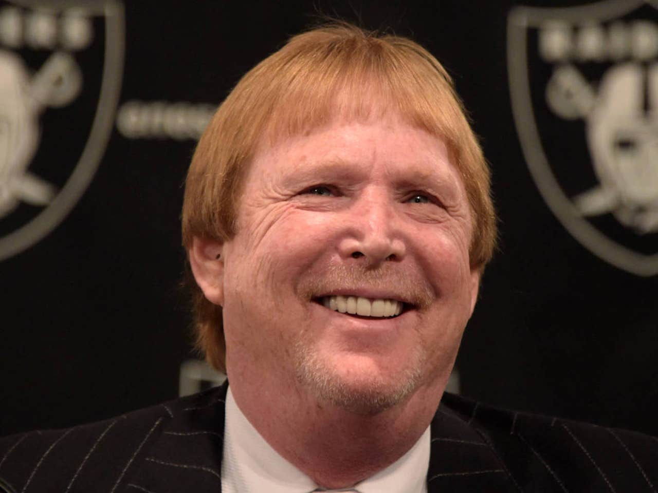 Mark Davis Caravan