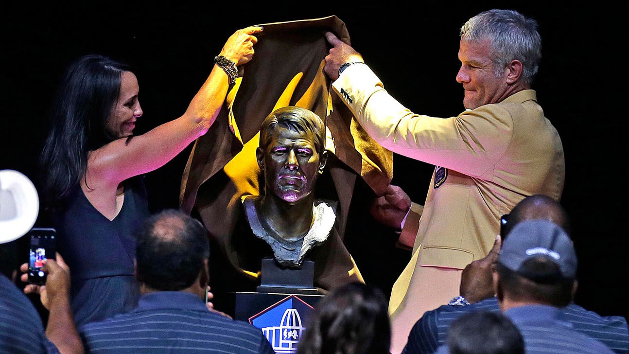 Check out Brett Favre's handsome Hall of Fame bust | FOX Sports