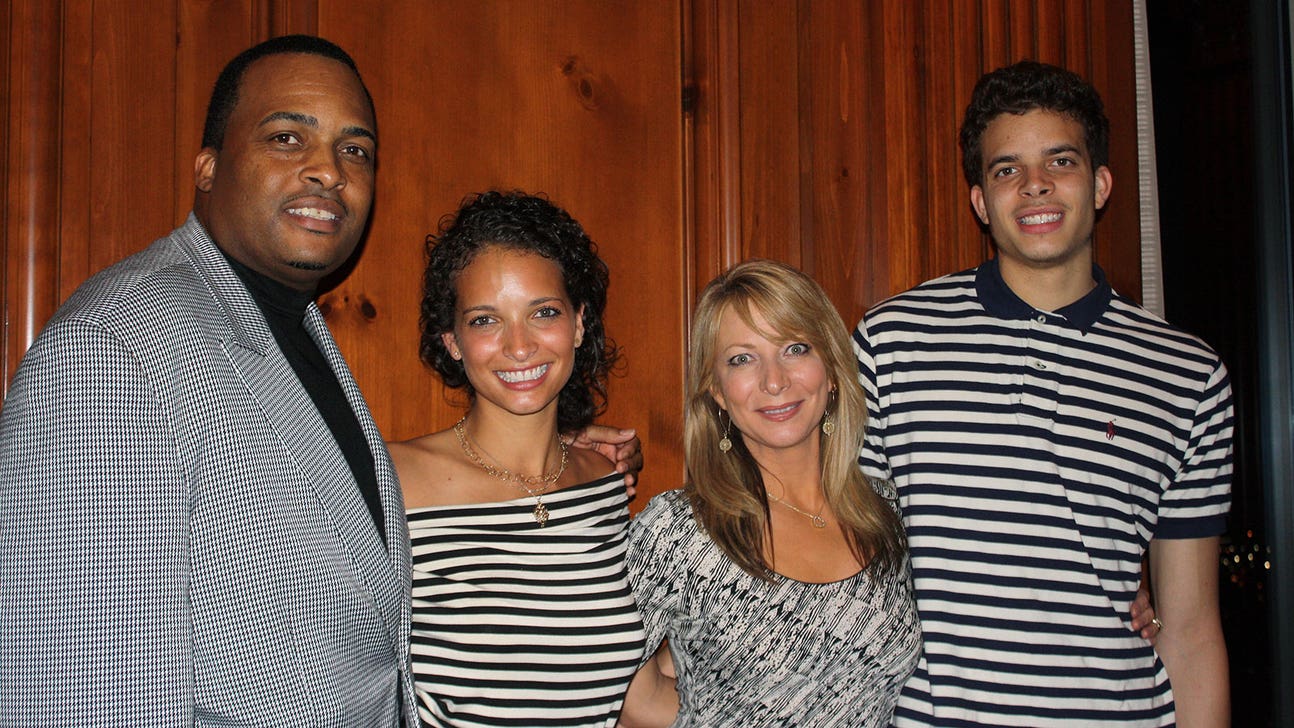 In the Hunter family, mother knows best ... every day | FOX Sports