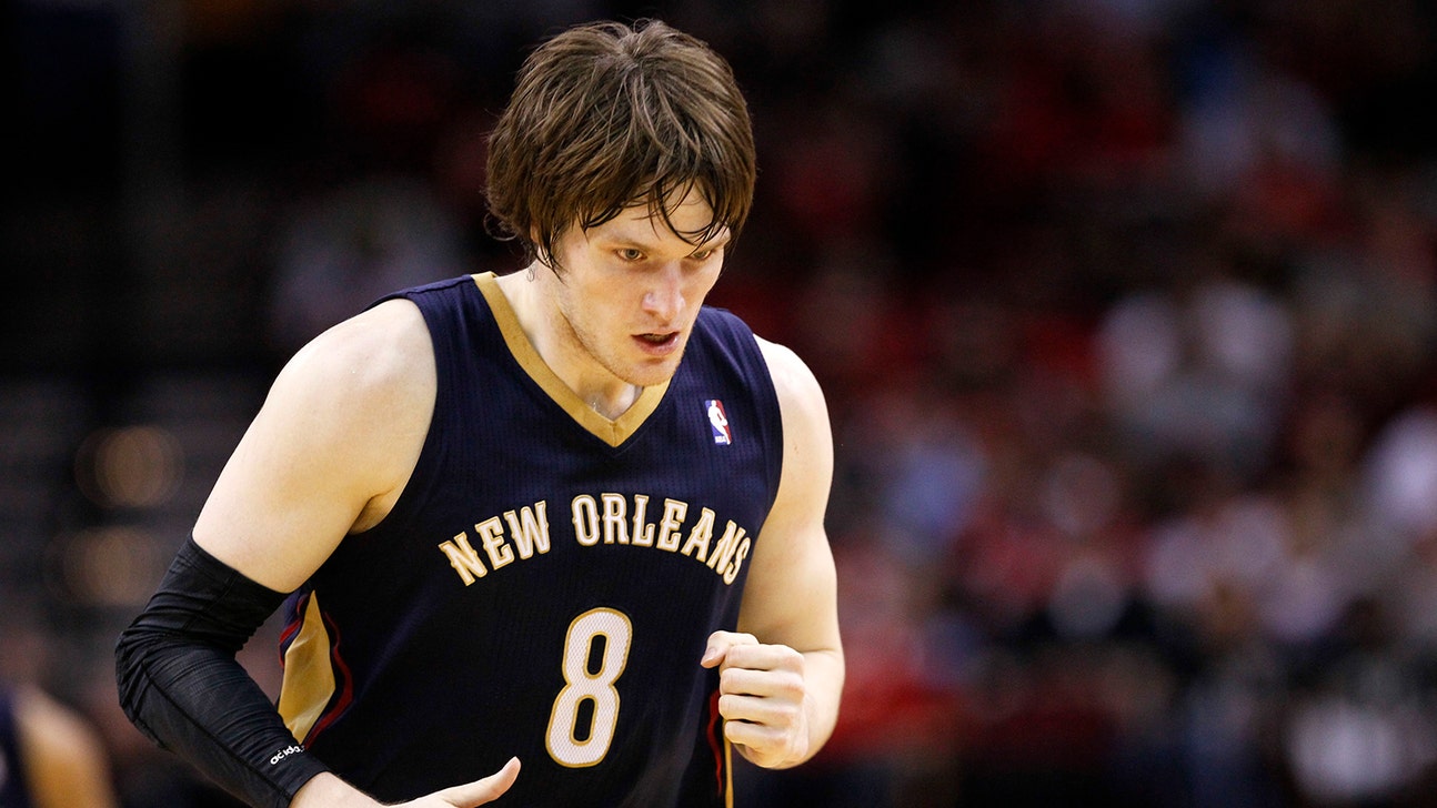 Luke Babbitt scores career-high, Pelicans fall to Rockets | FOX Sports