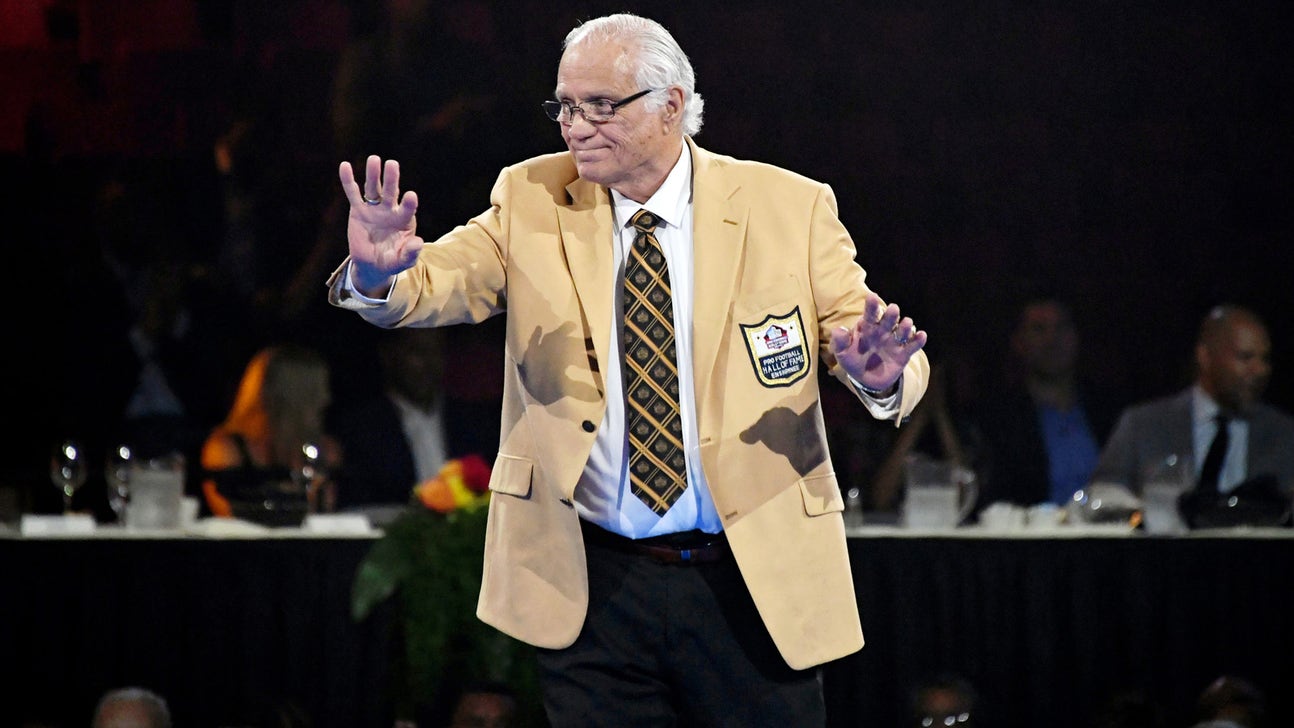 Nearly half a century after retirement, Chiefs legend Johnny Robinson ...