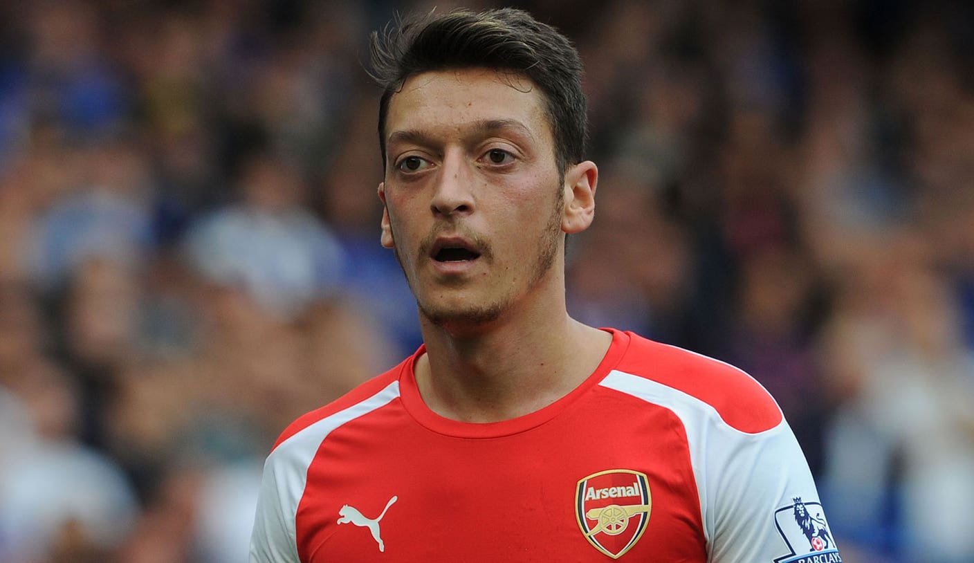 Mesut Ozil Eyes