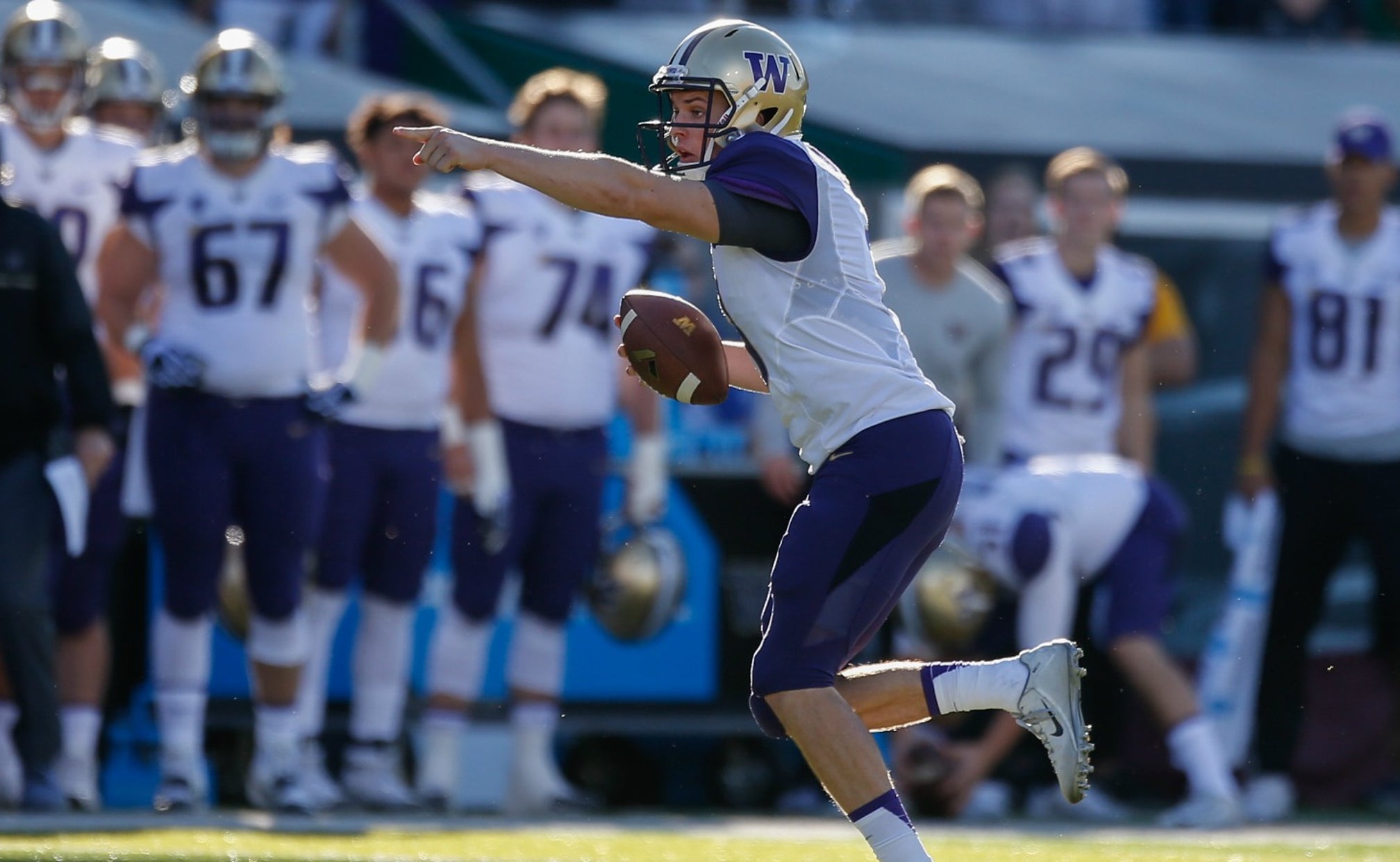 Jake Browning is wowing them at Washington | FOX Sports
