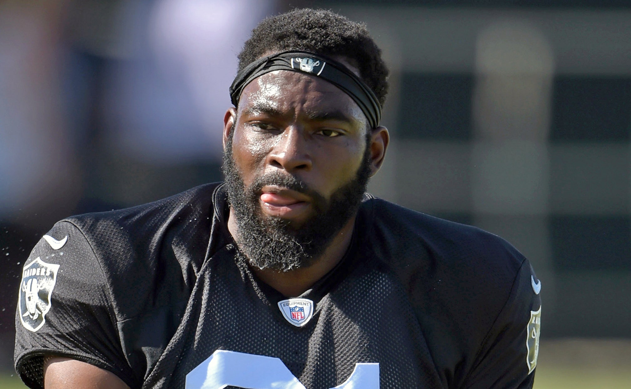 Justin Tuck embraces his role as Raiders' elder statesman | FOX Sports