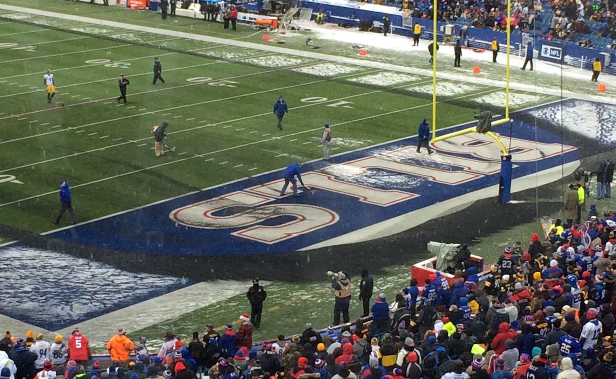 Bills game delayed by massive piles of rubber turf pellets | FOX Sports
